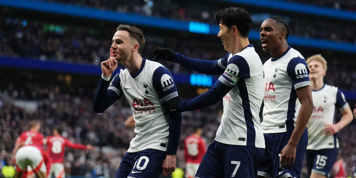 Tottenham verwijst Manchester United naar vijftiende (!) plaats in 'El ...