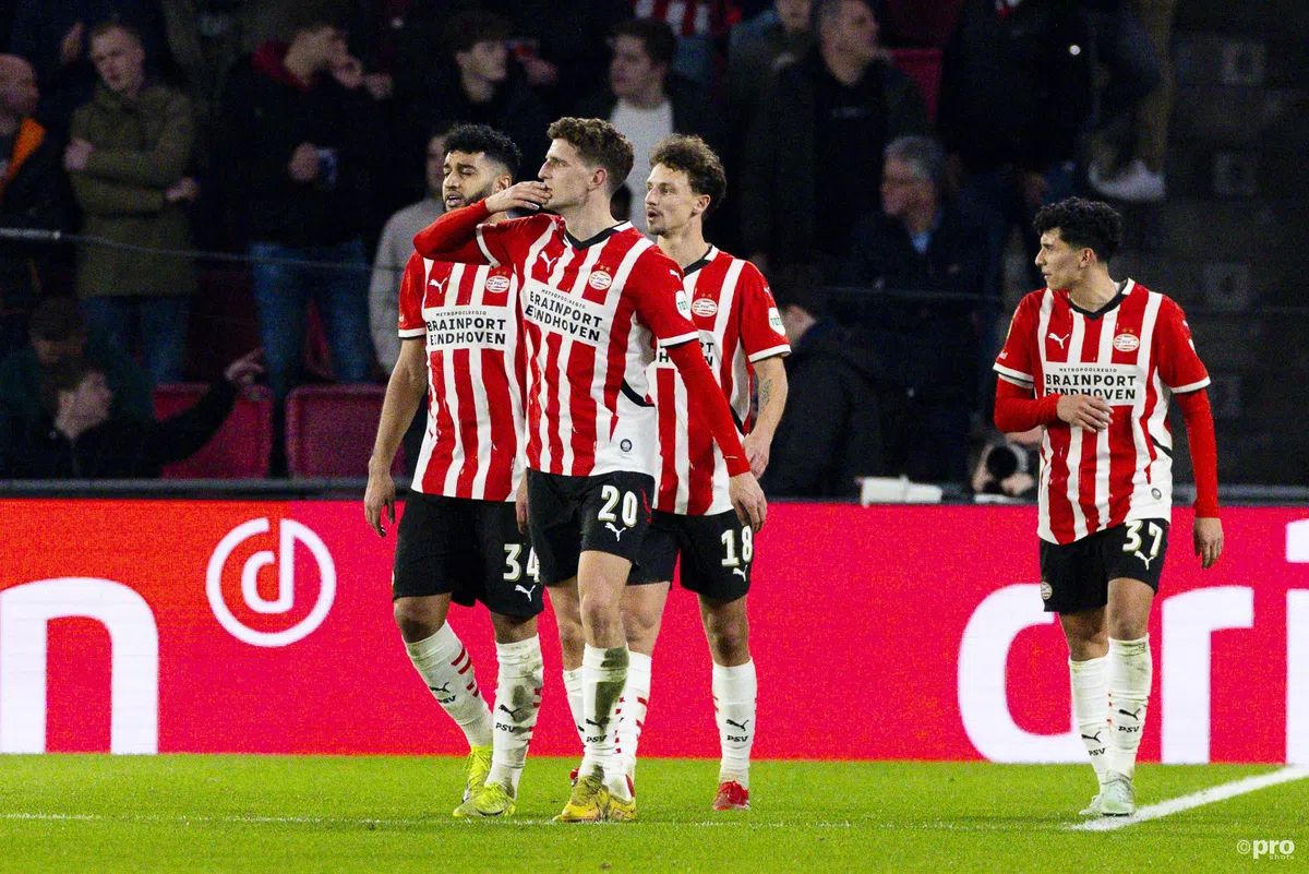 Gesprek bij PSV tussen spelers en staf: "Er zijn harde noten gekraakt"