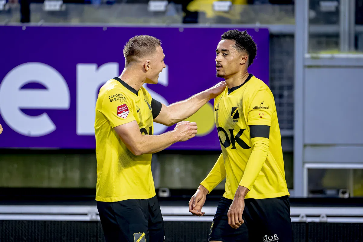 Aimé Omgba staat voor interlandswitch naar Kameroen