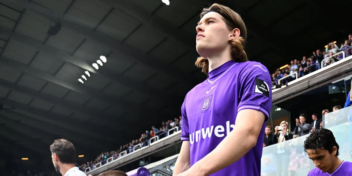 Hey bekoort Deschacht: "Hij is de beste verdediger van Anderlecht"