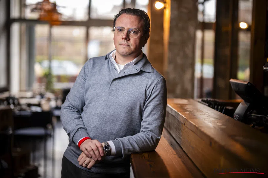 Sven Jaecques hard voor Royal Antwerp FC