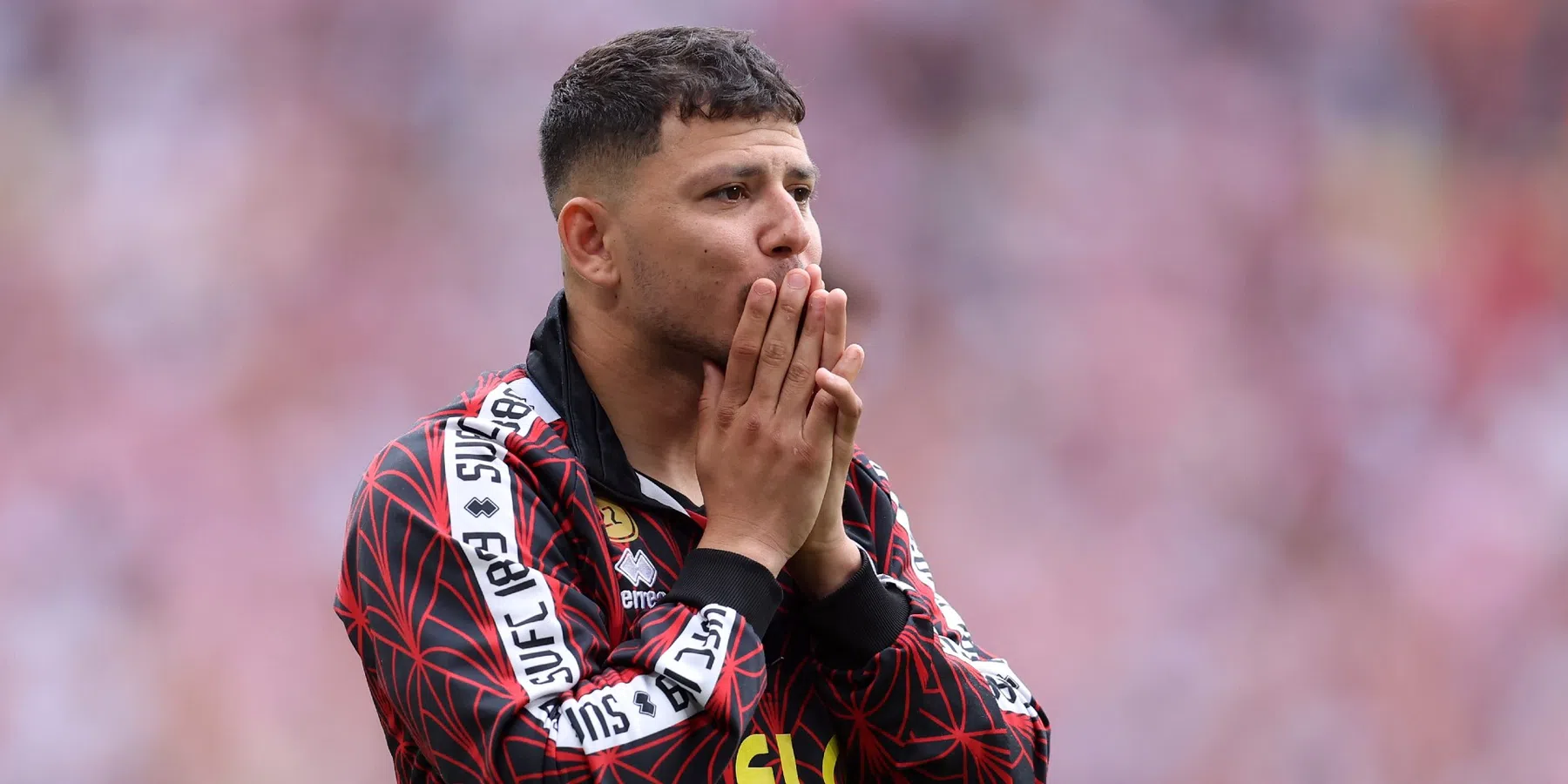 'PSV overweegt aankoop van Nederlandse 'topspeler' uit Championship'
