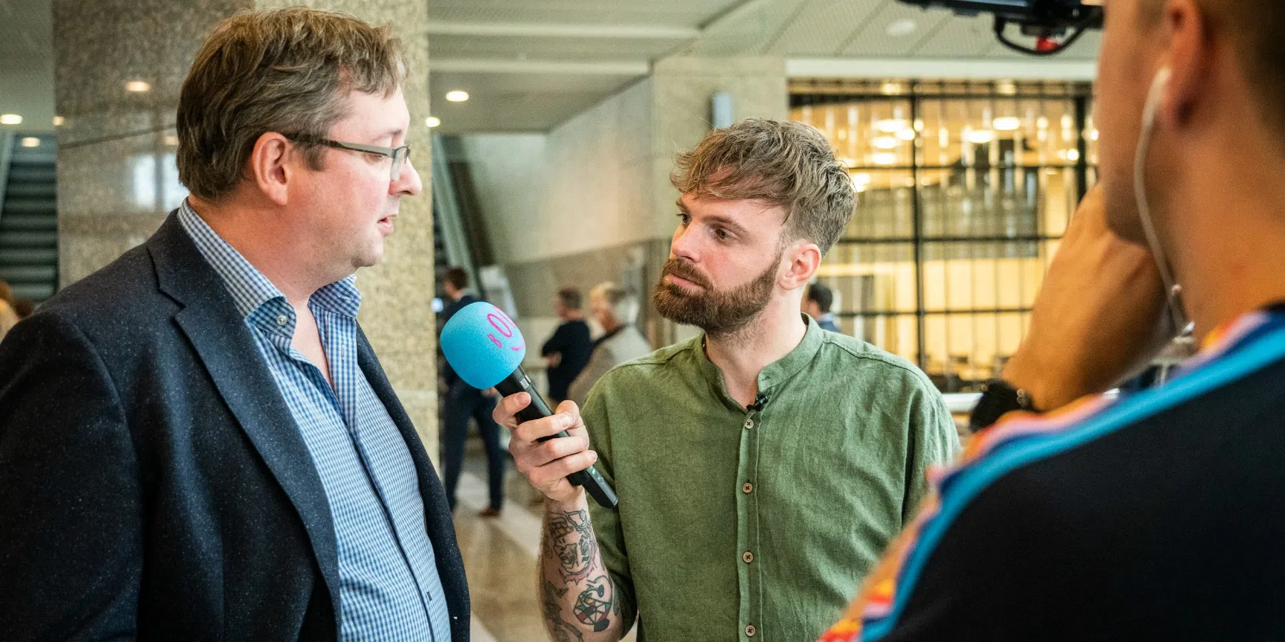 Nederlandse profvoetballer in problemen: BOOS van Tim Hofman komt met uitzending