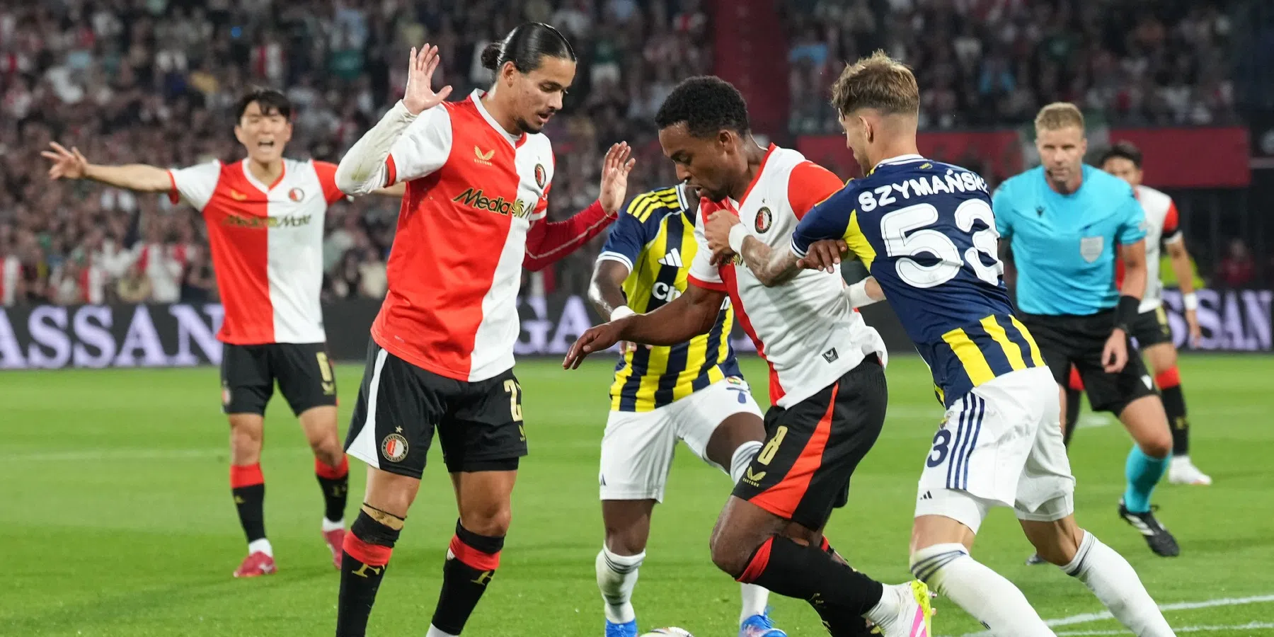 El Ahmadi schat kansen van Feyenoord hoog in