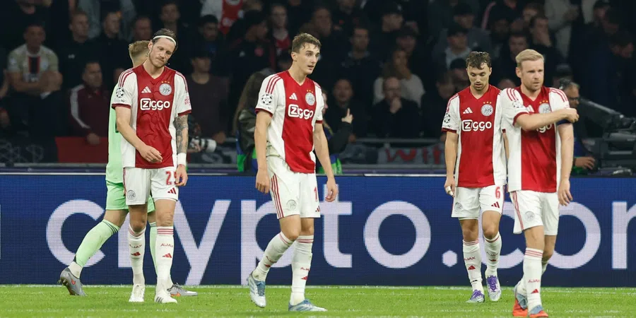 Teleurstelling bij Ajax: 'Krijgt het gevoel dat je lekker mee kan doen, maar...'