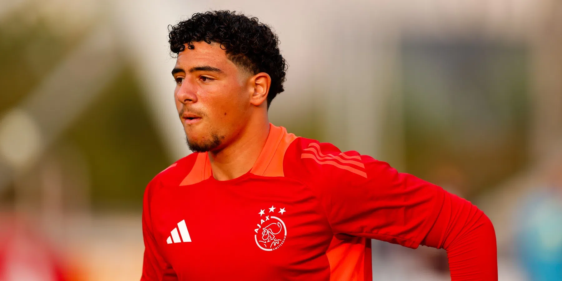Ajax contracteert talentvolle doelman El Hani