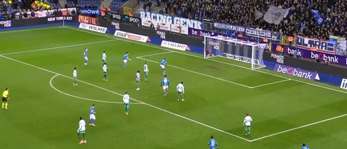 Save! In de allerlaatste minuut weerhoudt Marcos Peano KRC Genk van scoren