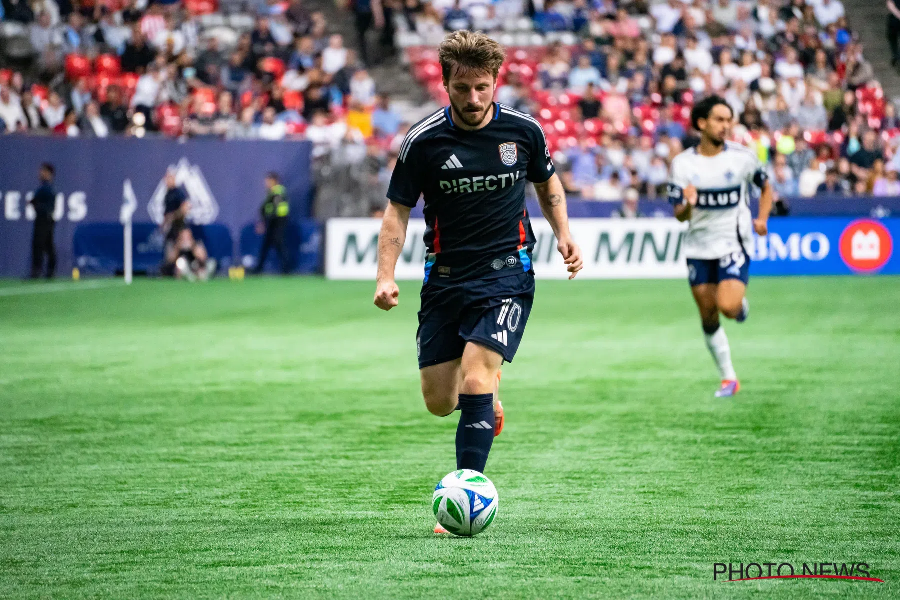 Anders Dreyer 20 goals 20 assists in MLS na 36 matchen enkel Messi deed ...