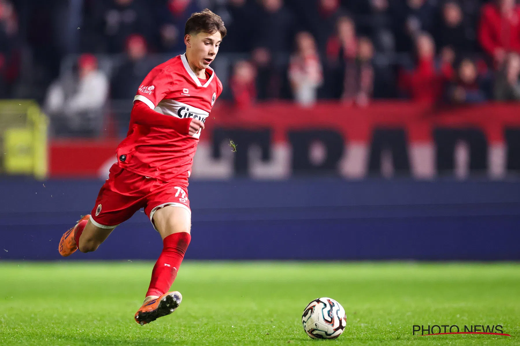 Oosting vol lof over Xander Dierckx van Royal Antwerp FC