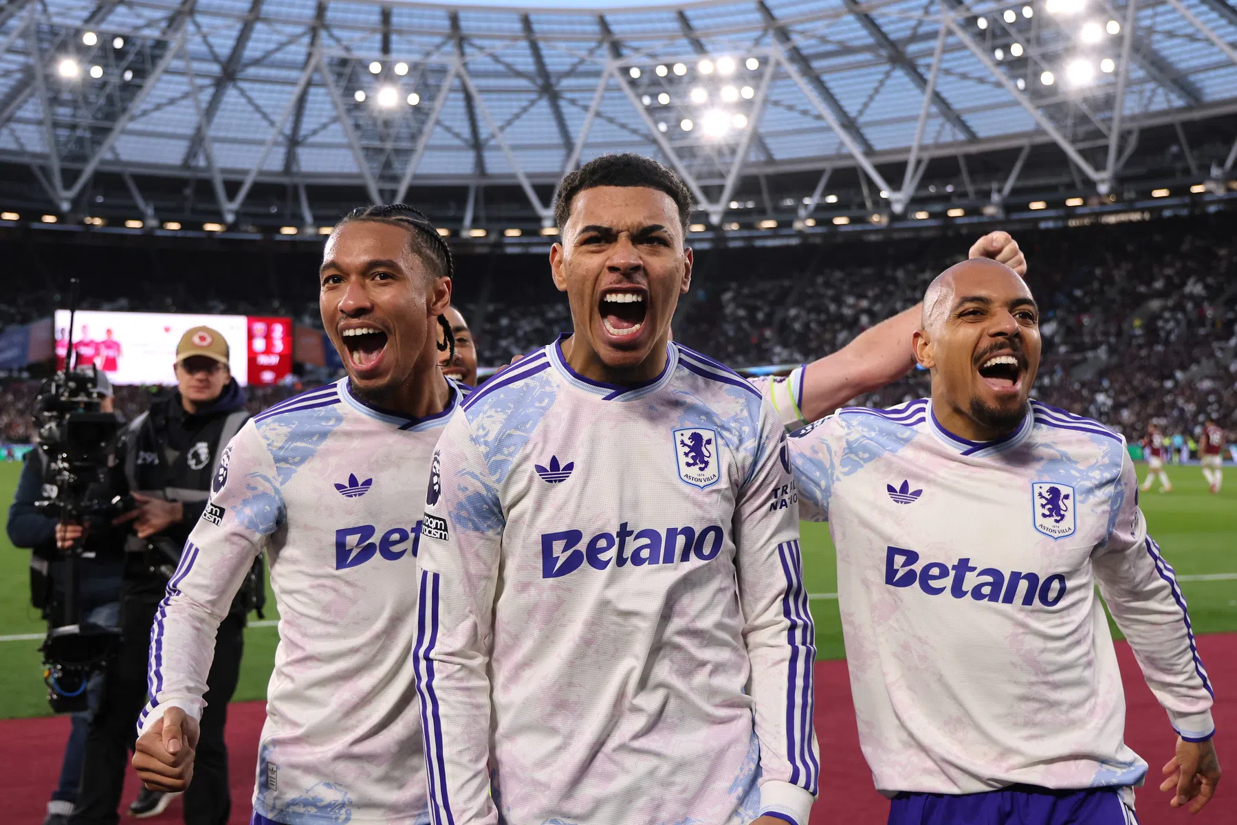 Engelse kranten negatief over Bizot, Malen valt op: 'Grotere impact'