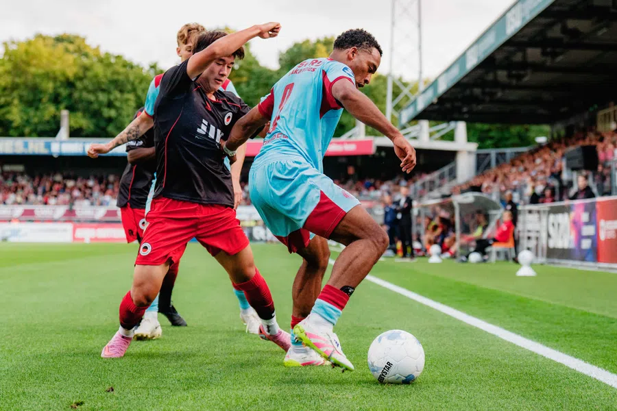 Doyoung Yoon op huurbasis naar FC Dordrecht