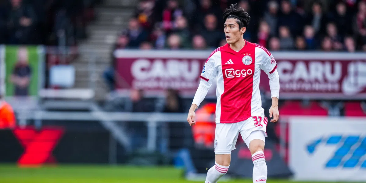 Tomiyasu na 4-0 zege van Ajax op Sparta Rotterdam
