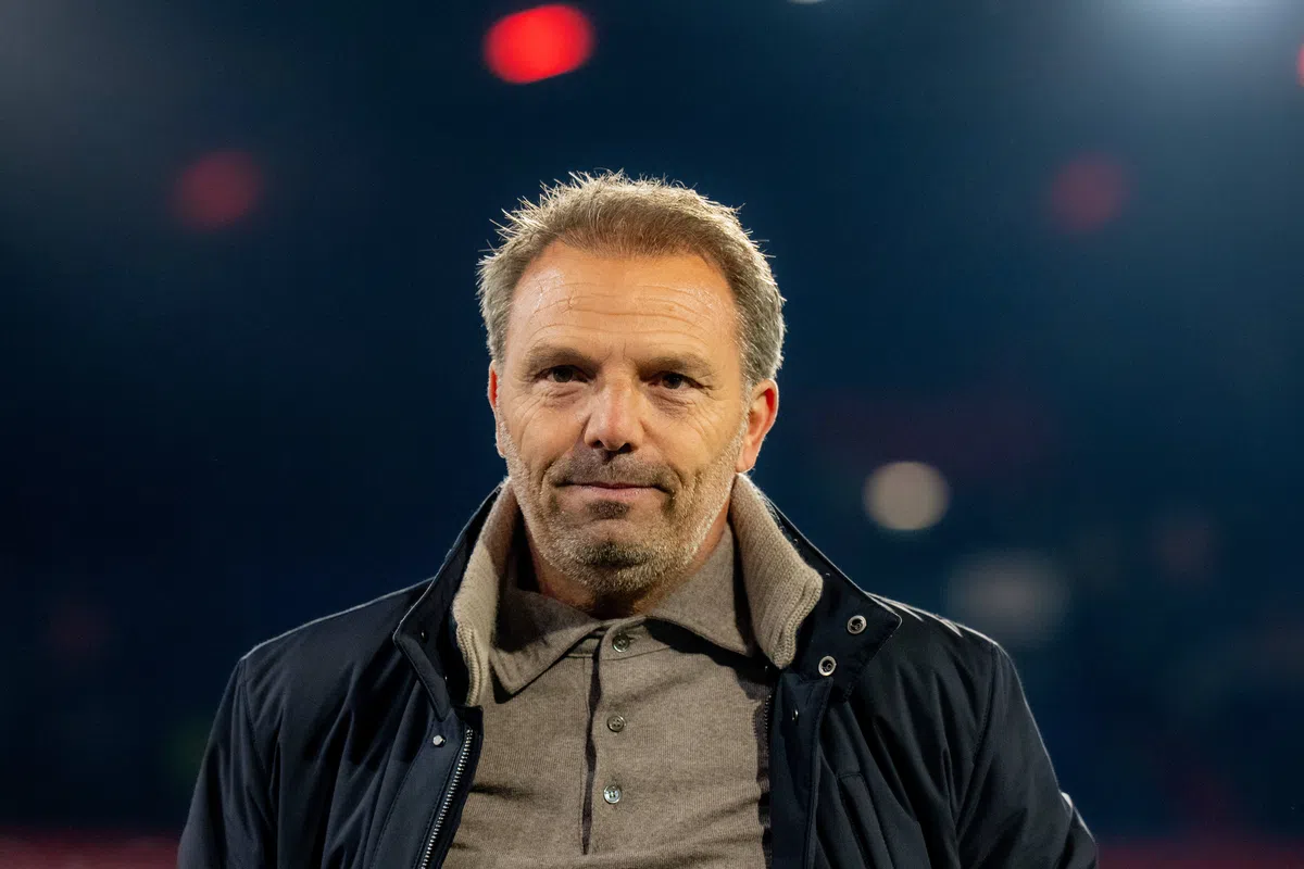 Maurice Steijn Trainer van de Maand in de Eredivisie