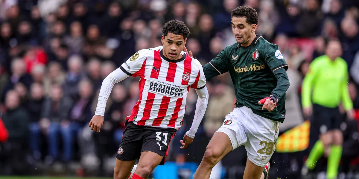 Groot PSV-talent Noah Fernandez loopt 'ogenschijnlijk fikse blessure' op