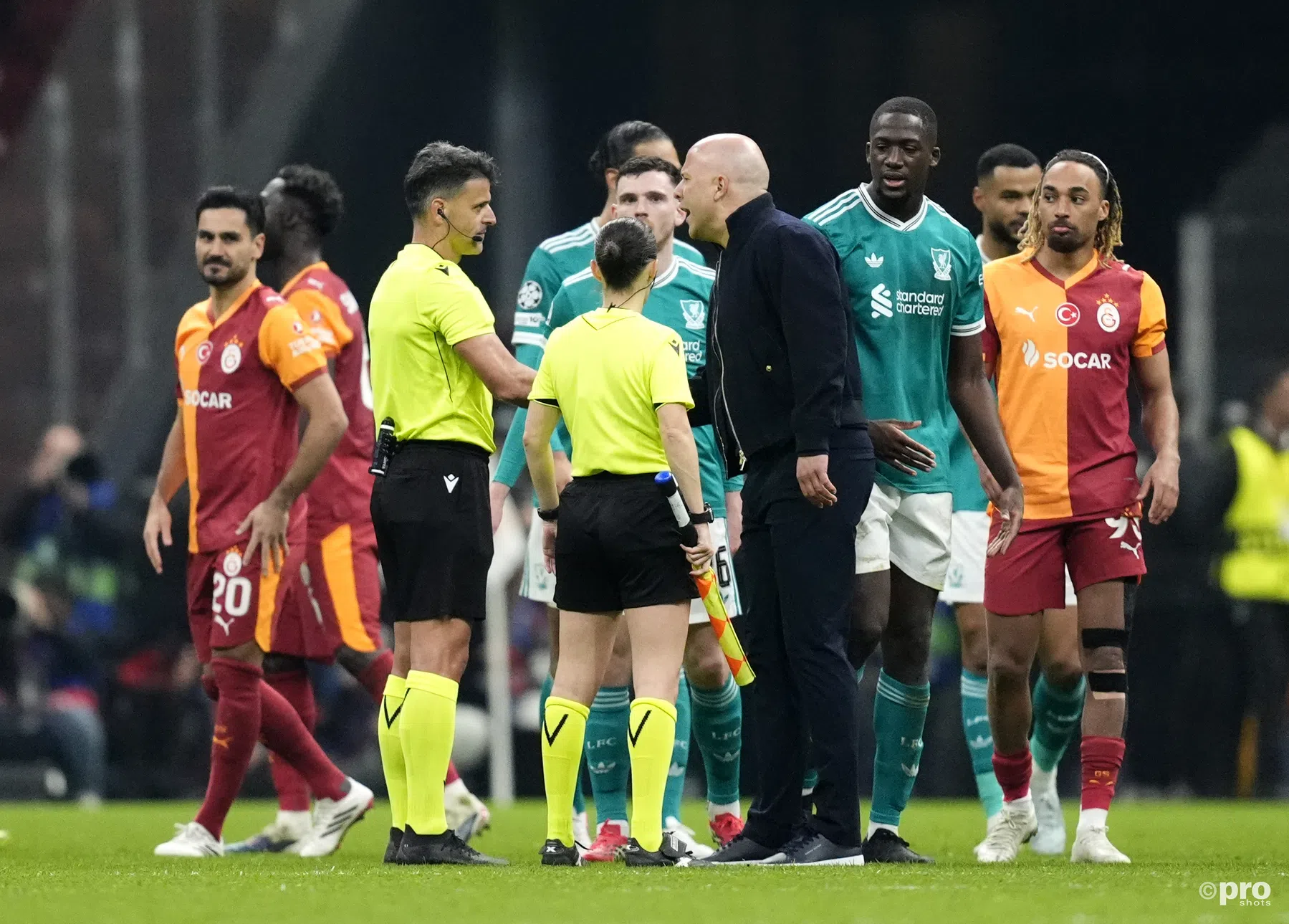 Praat mee op VP: Liverpool - Galatasaray