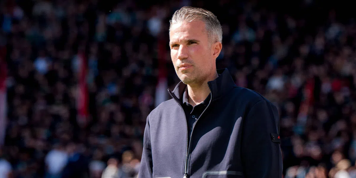 Robin van Persie neemt regie bij Feyenoord in handen