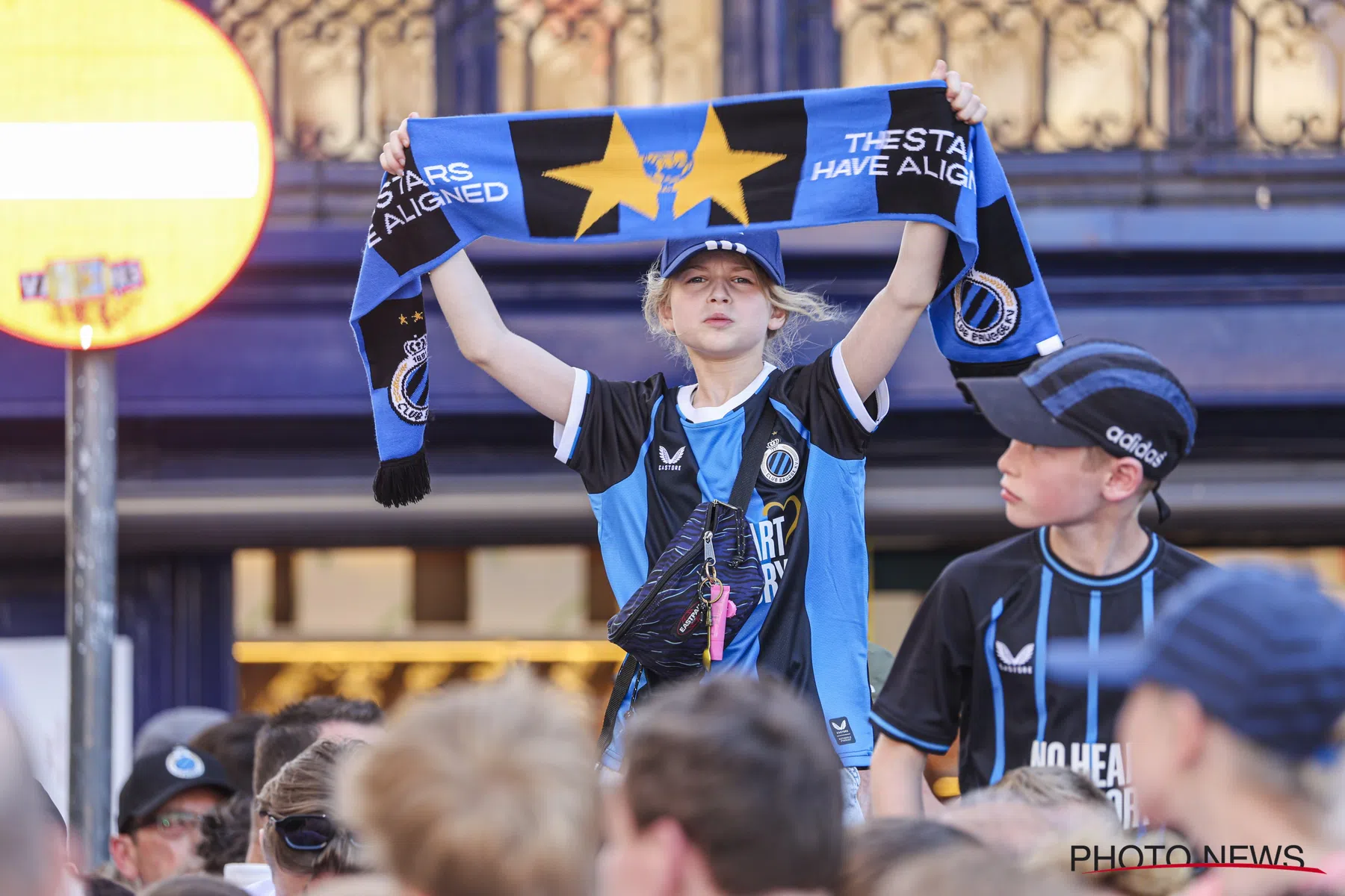 Club Brugge wil eerste profcontract laten tekenen door talent Keyon ...