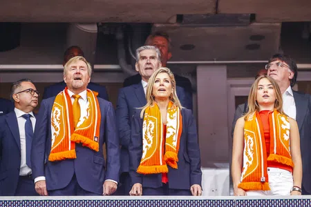 Willem-Alexander na afloop van Oranje-Zweden
