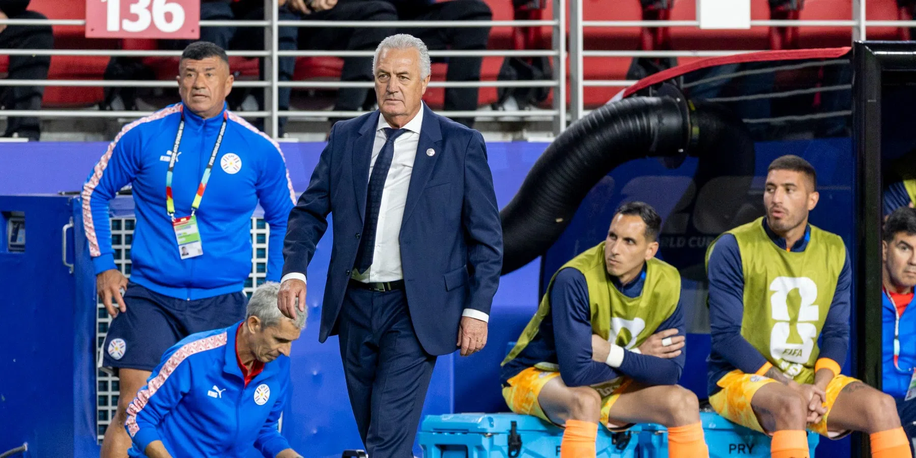 Bondscoach Paraguay over rode kaart Almirón