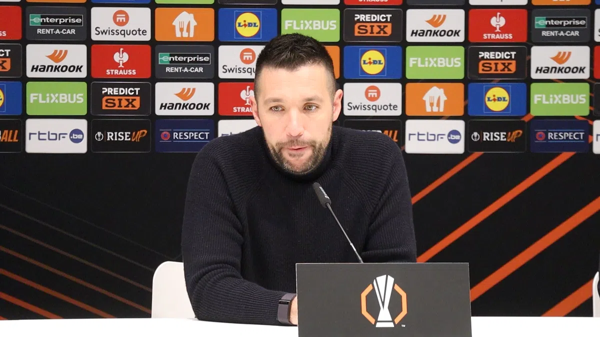 Mokio oogst grote lof van Ajax-coach: "Hij luistert graag"