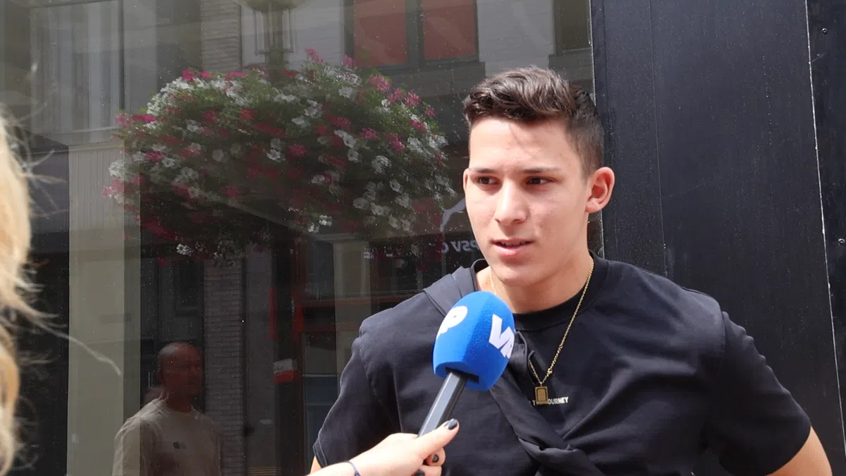 PSV-fans balen van De Jong-transfer