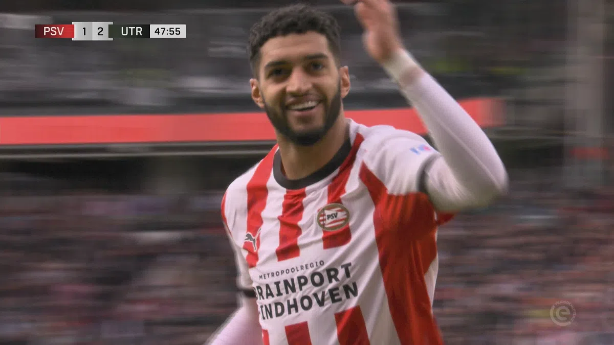 Saibari schittert bij PSV: twee goals en assist in titelduel