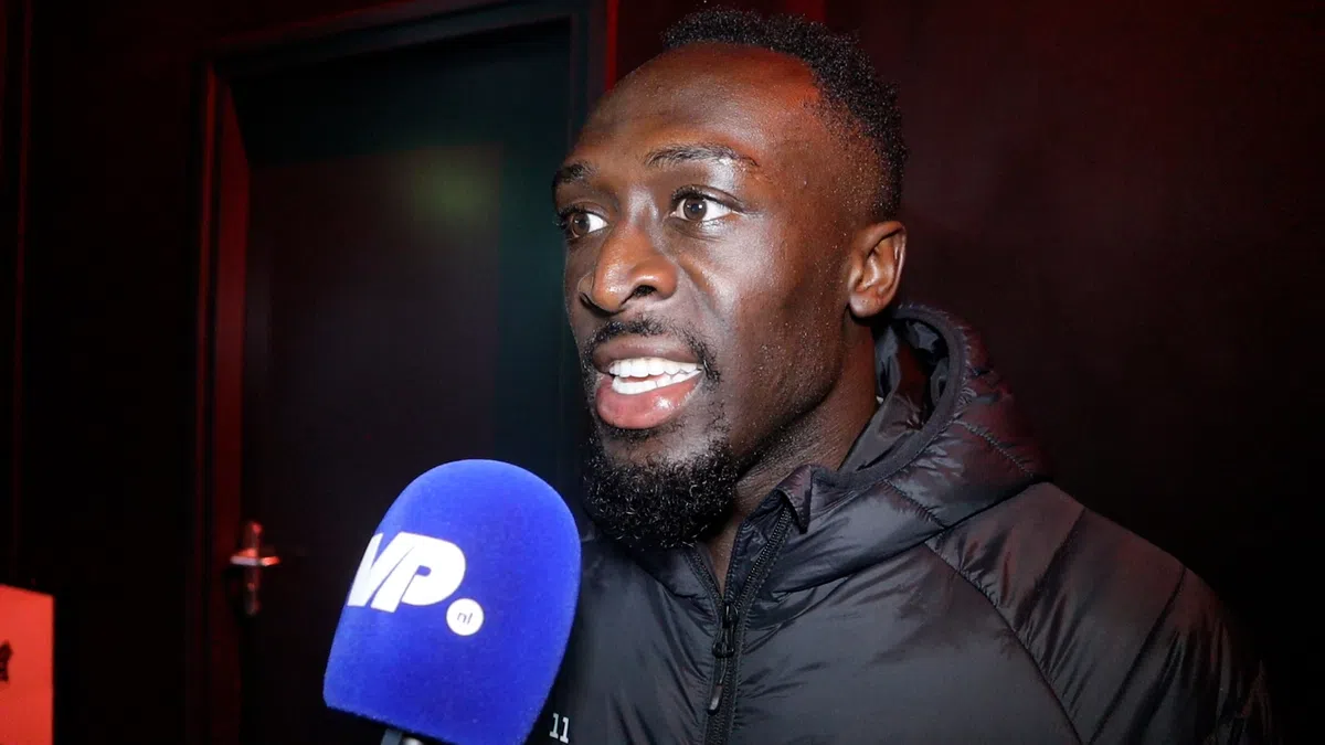 Adekanye legt 'ruzietje' met Go Ahead-fans bij: 'Ze betekenen heel veel voor mij'